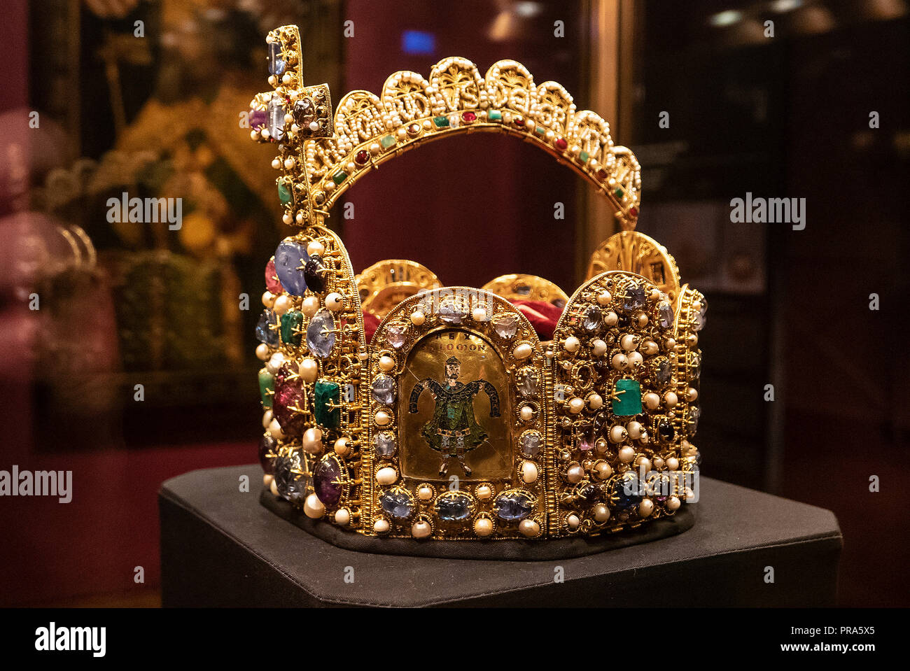 Corona imperiale del sacro impero romano della nazione tedesca immagini ...