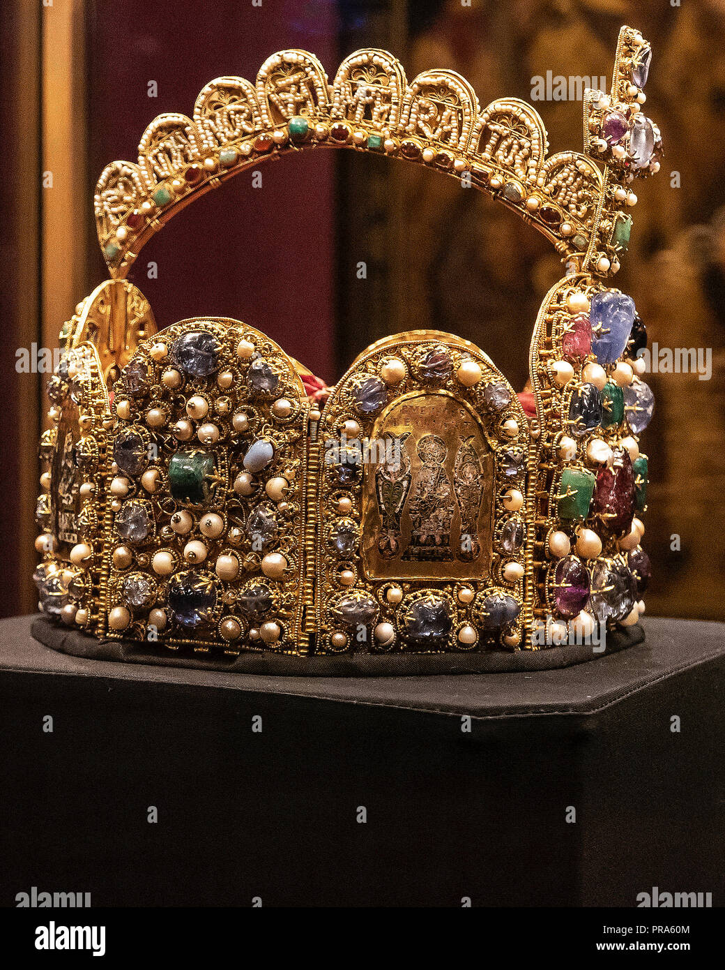 Corona imperiale del sacro impero romano della nazione tedesca immagini ...