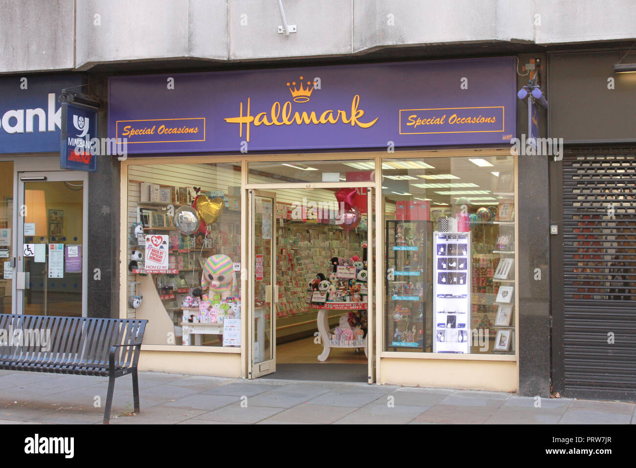 Hallmark store immagini e fotografie stock ad alta risoluzione - Alamy