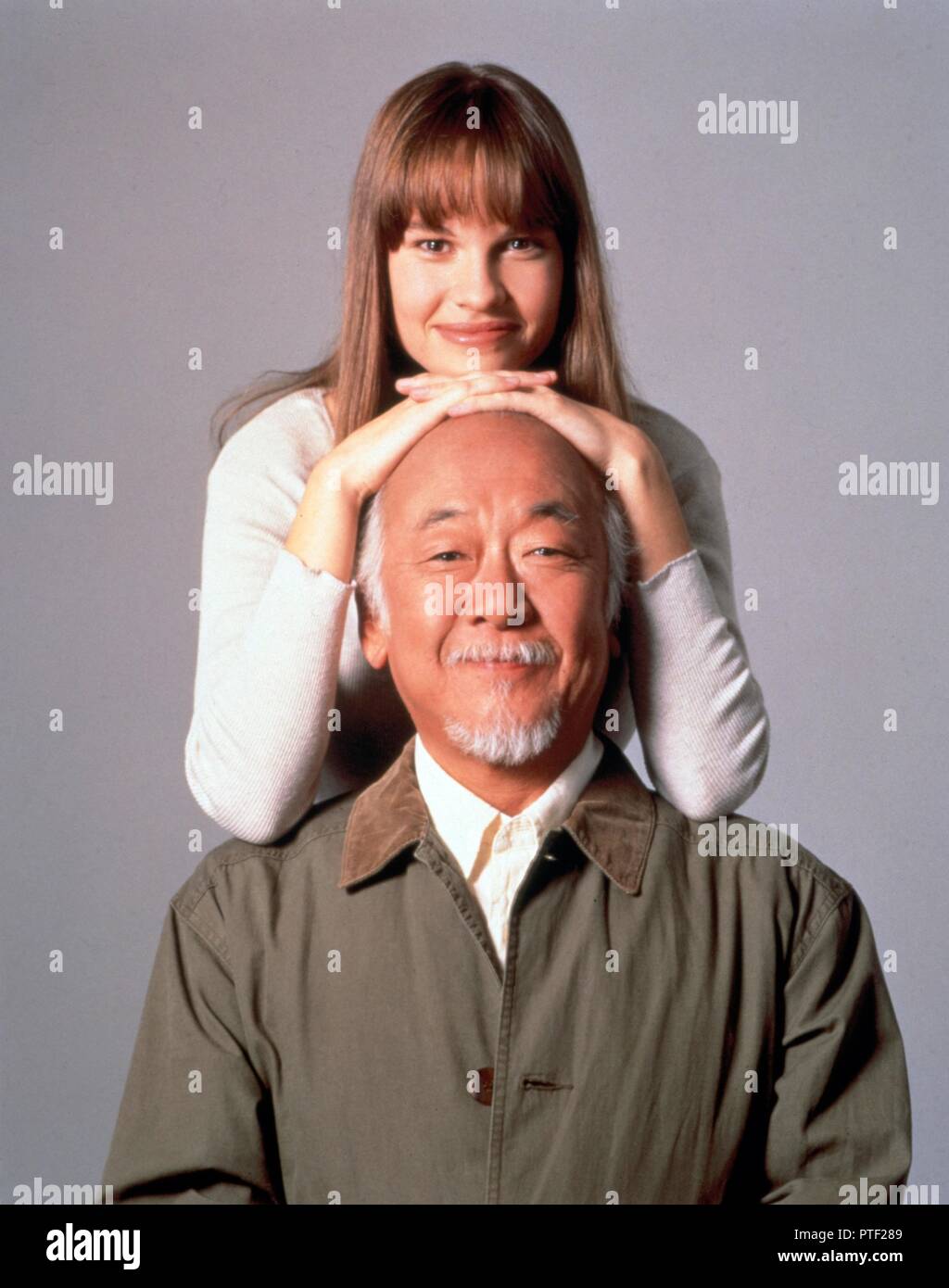 Pat morita hilary swank next immagini e fotografie stock ad alta ...