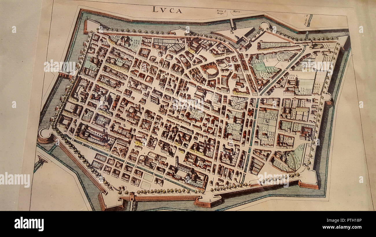 Antica mappa della città di Lucca, Toscana, Italia Foto stock - Alamy