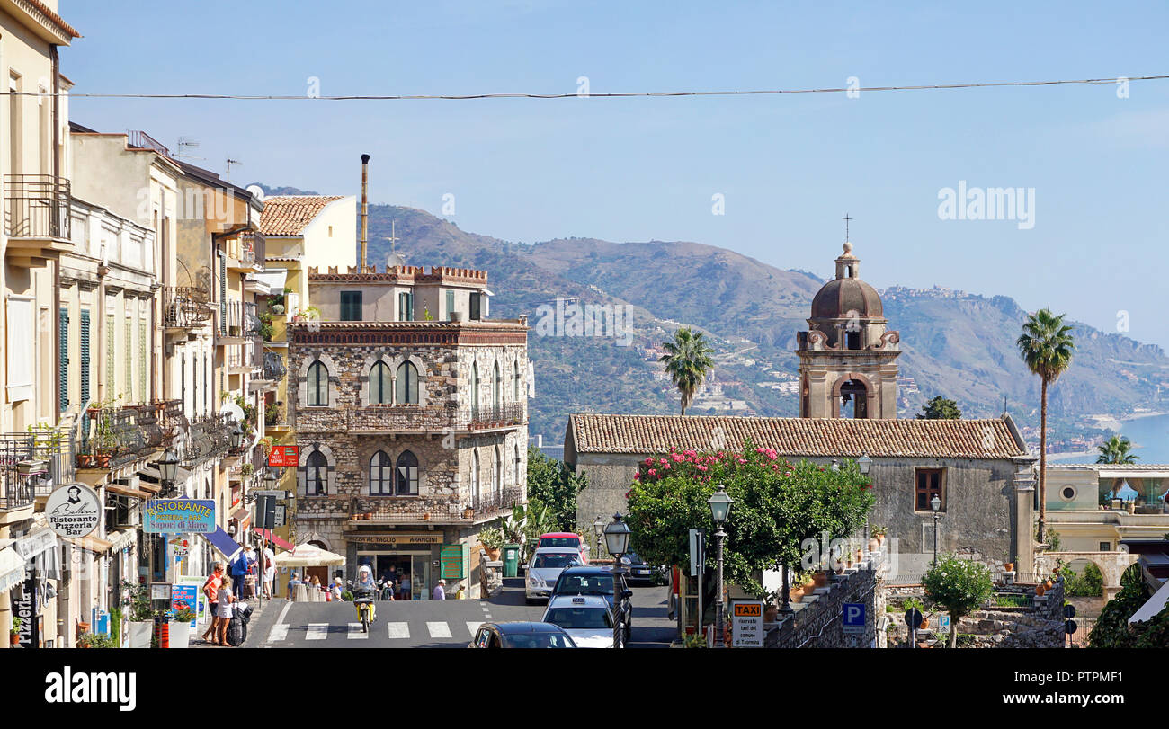 Old town taormina immagini e fotografie stock ad alta risoluzione - Alamy