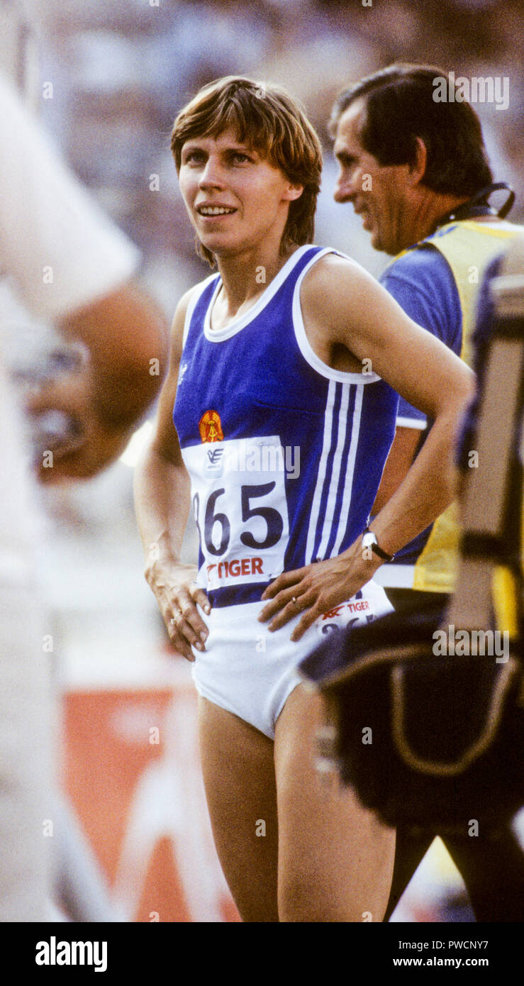 MARITA KOCH ex sprint via e atleta di campo Germania Est Foto stock - Alamy