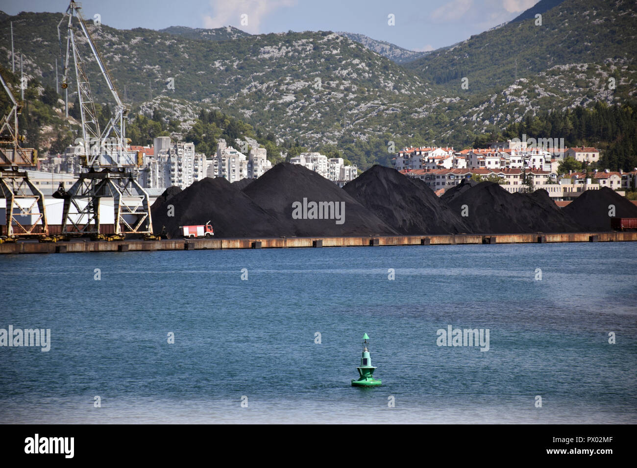 Pile di carbone immagini e fotografie stock ad alta risoluzione - Alamy