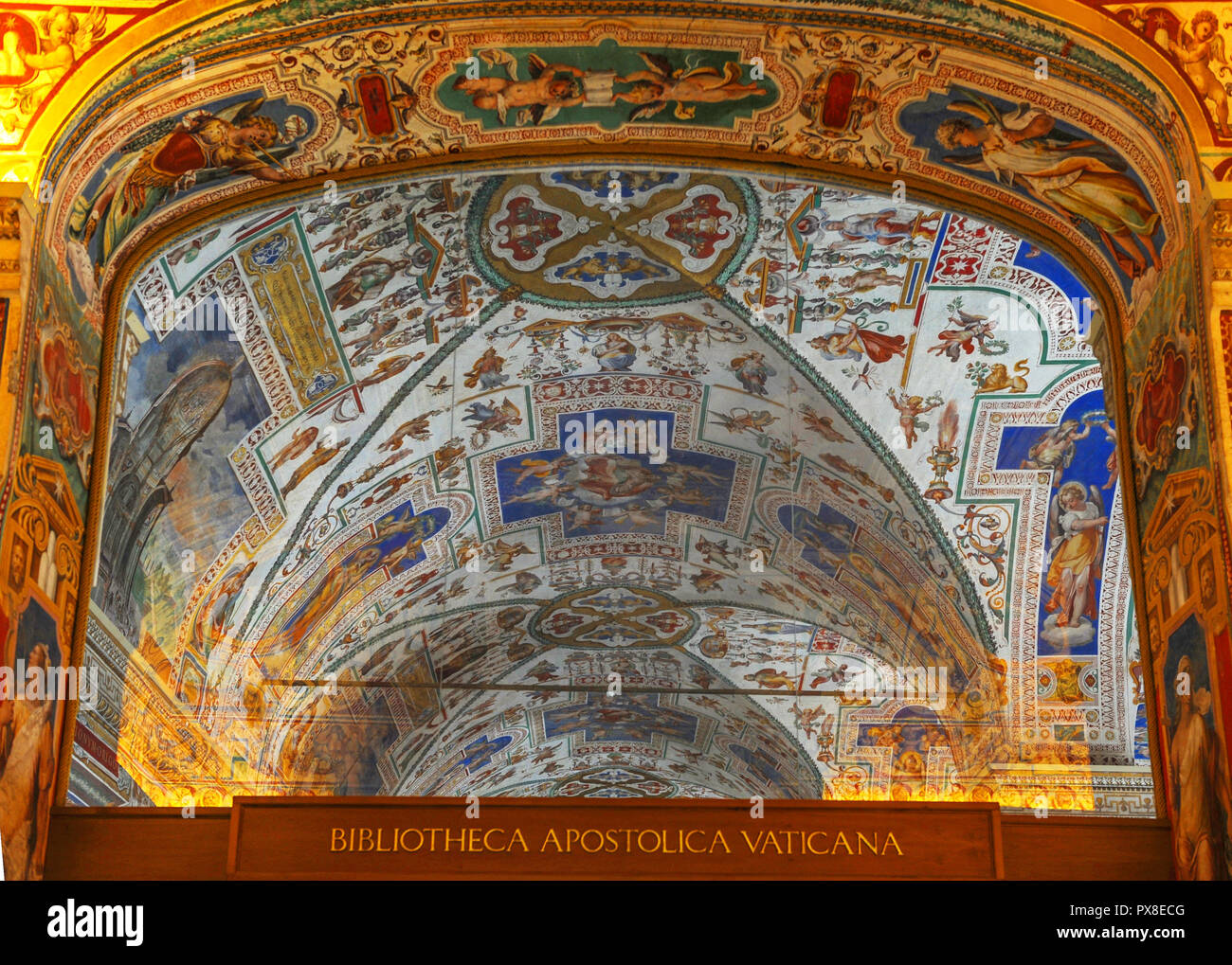 Biblioteca apostolica vaticana immagini e fotografie stock ad alta risoluzione - Alamy