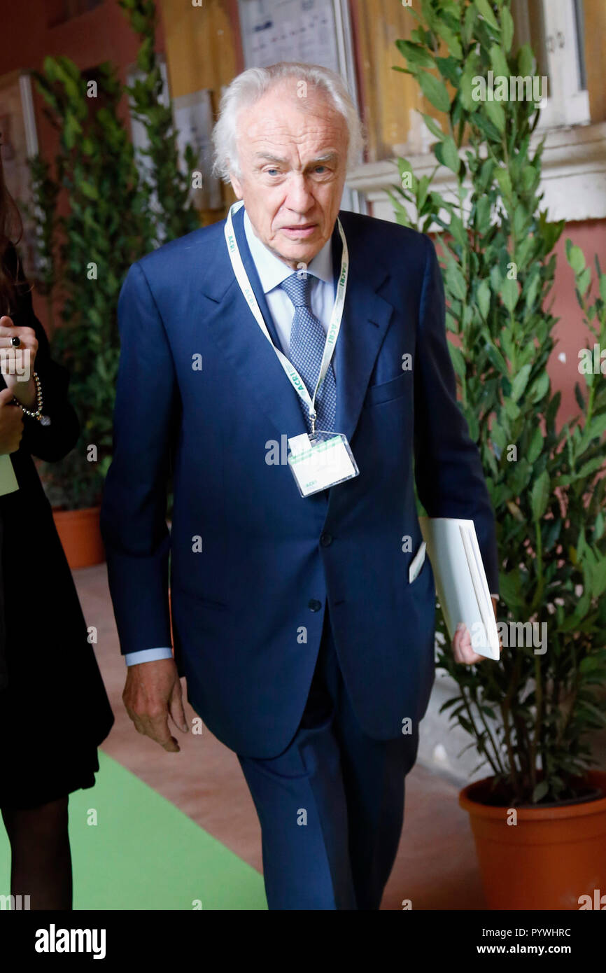 Giovanni bazoli immagini e fotografie stock ad alta risoluzione - Alamy