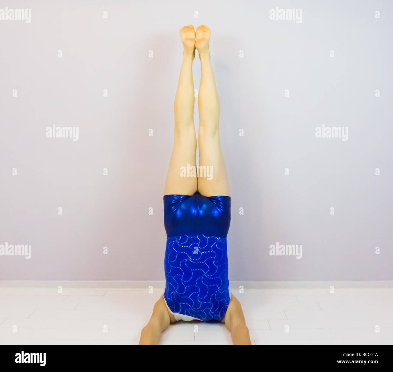 Acrobatic gymnastics immagini e fotografie stock ad alta risoluzione ...