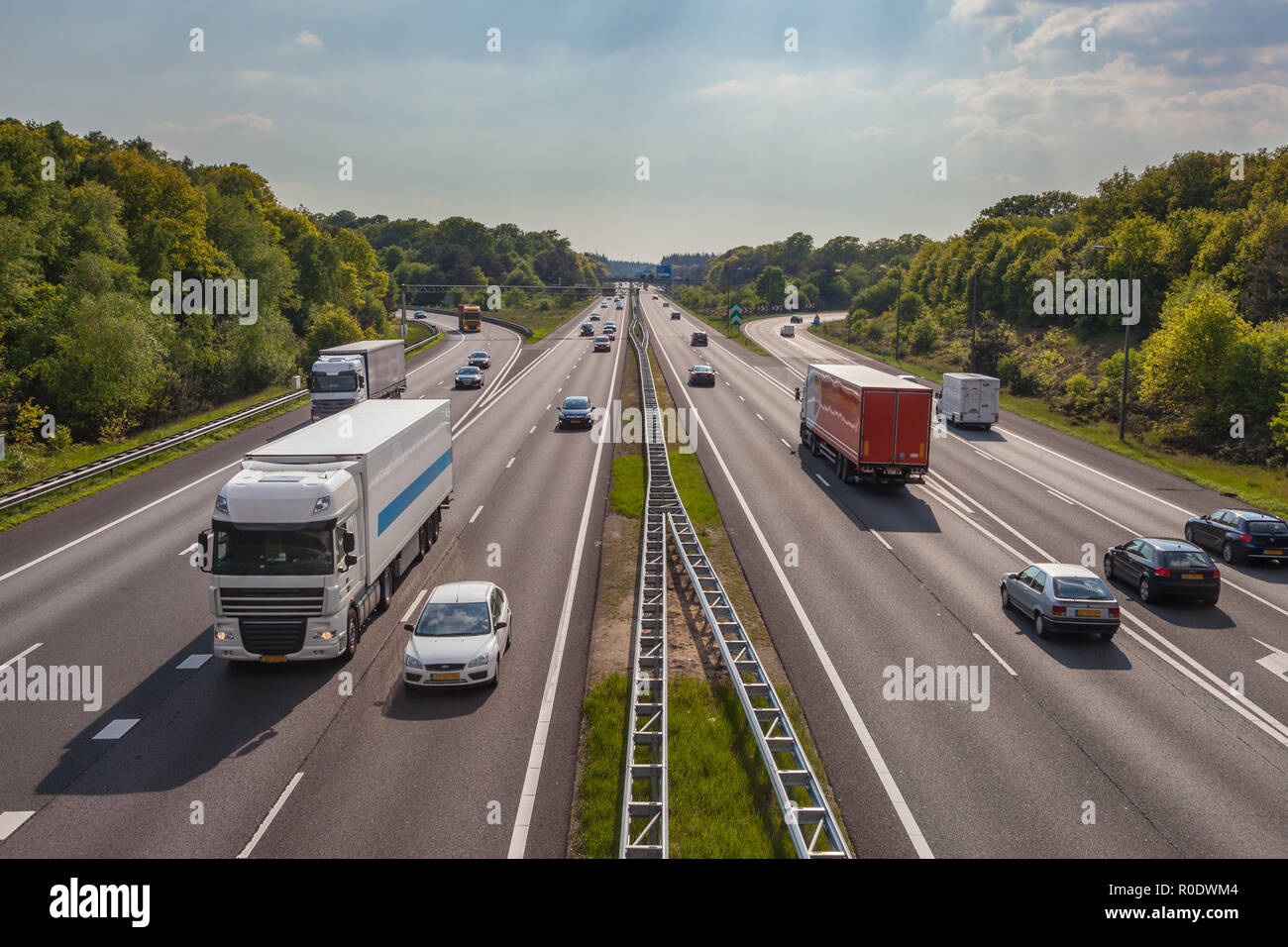 Autostrada a50 immagini e fotografie stock ad alta risoluzione - Alamy