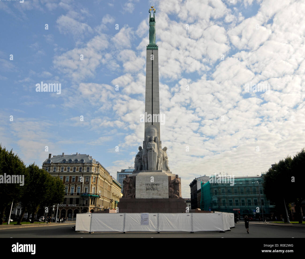 Monumento della libertà immagini e fotografie stock ad alta risoluzione ...