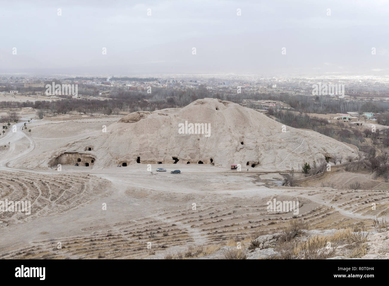 Buddhist stupa afghanistan immagini e fotografie stock ad alta ...