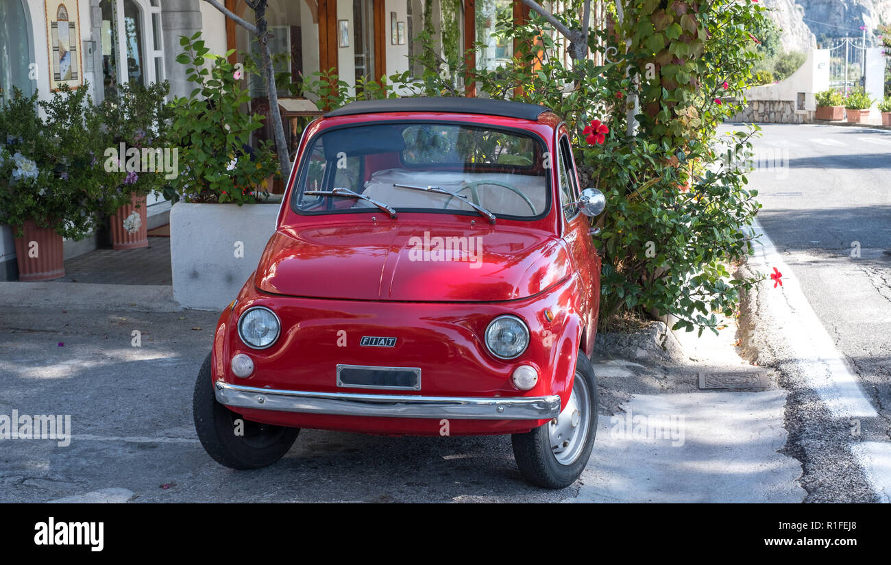 Vecchia Macchina Fiat 500 Immagini e Fotos Stock - Alamy