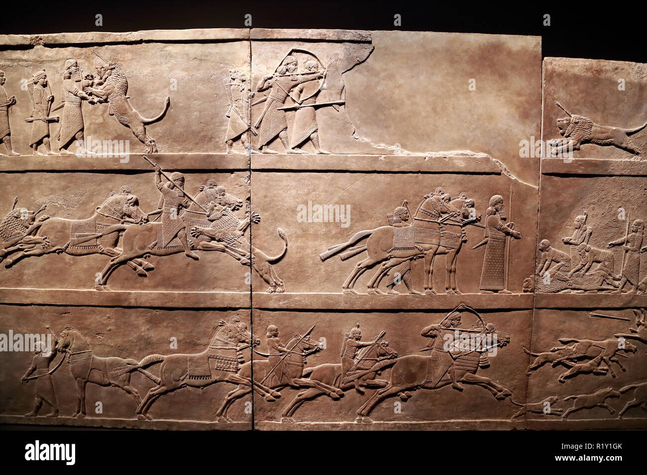 Palazzo di rilievo assiro ashurbanipal immagini e fotografie stock ad ...