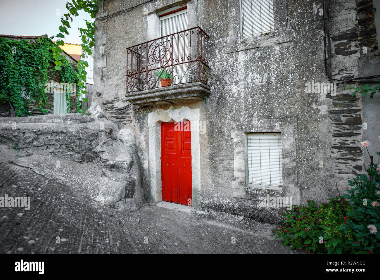 Facciata di casa antica immagini e fotografie stock ad alta risoluzione ...