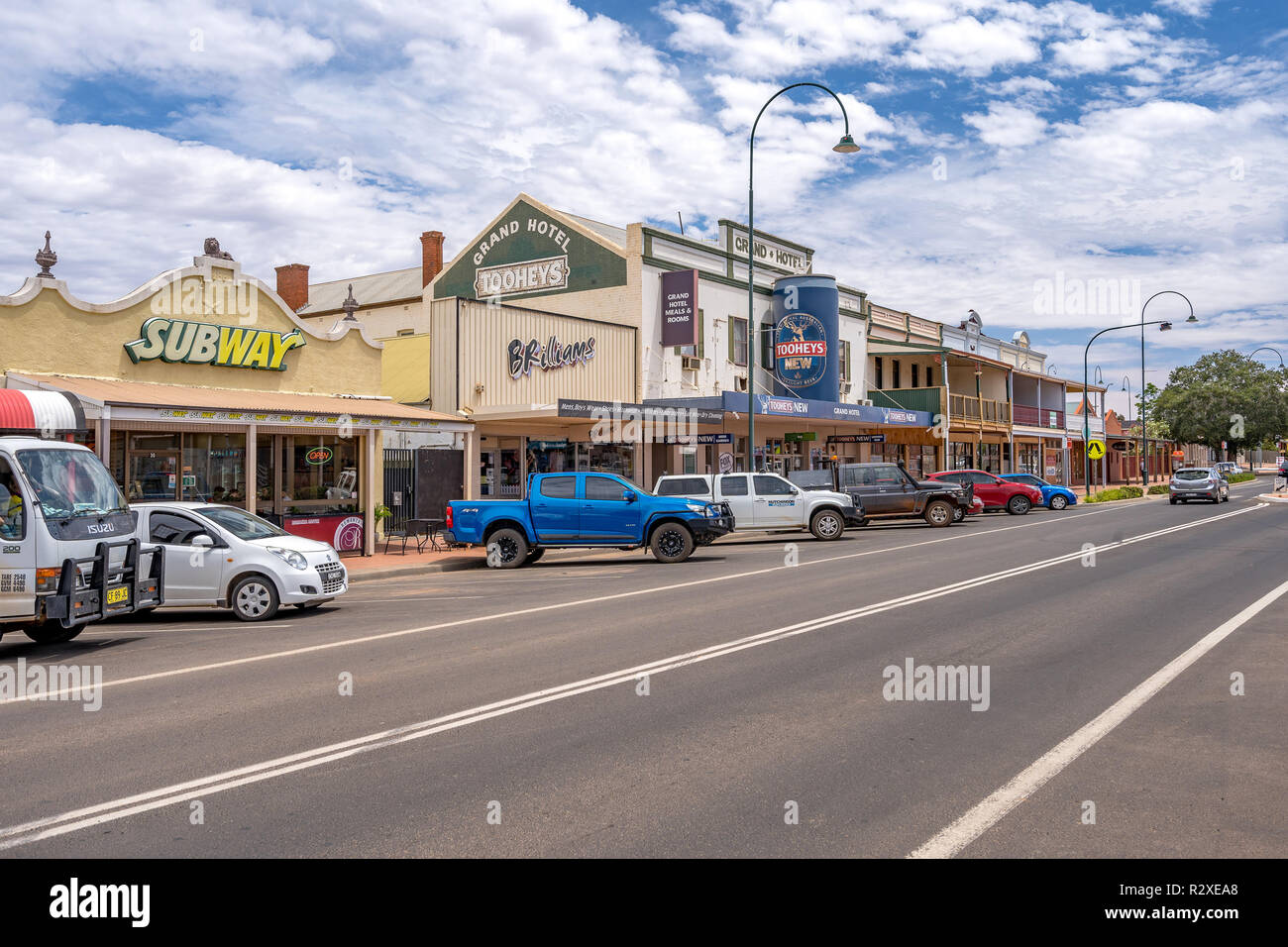 Barriera autostradale cobar nsw immagini e fotografie stock ad alta ...