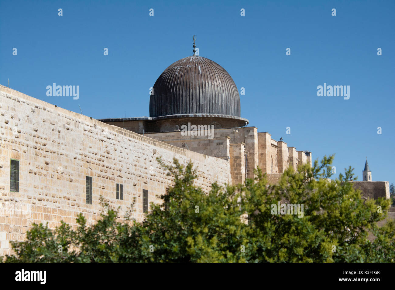 Al aqsa mosque on temple mount immagini e fotografie stock ad alta ...