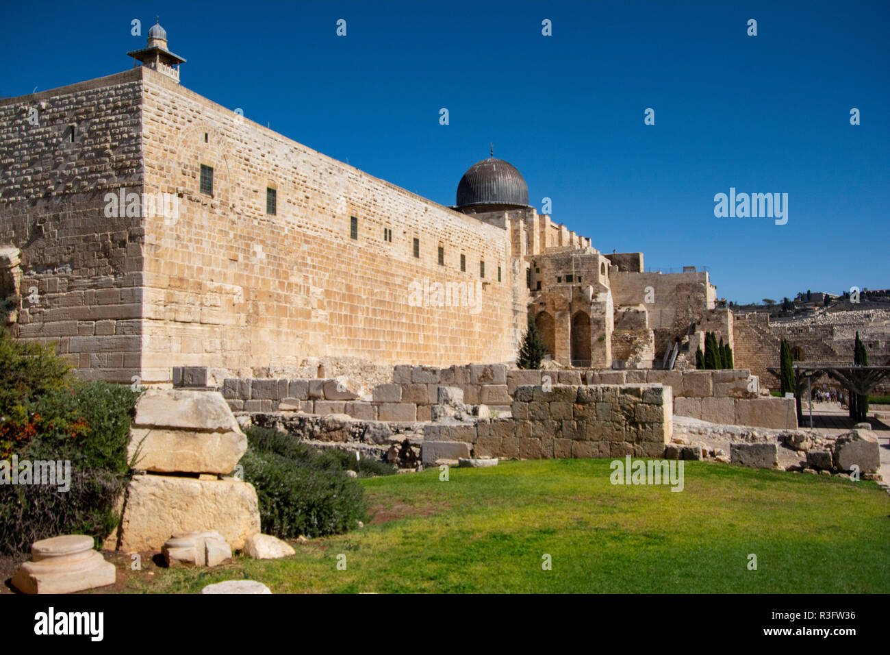 Al aqsa mosque on temple mount immagini e fotografie stock ad alta ...