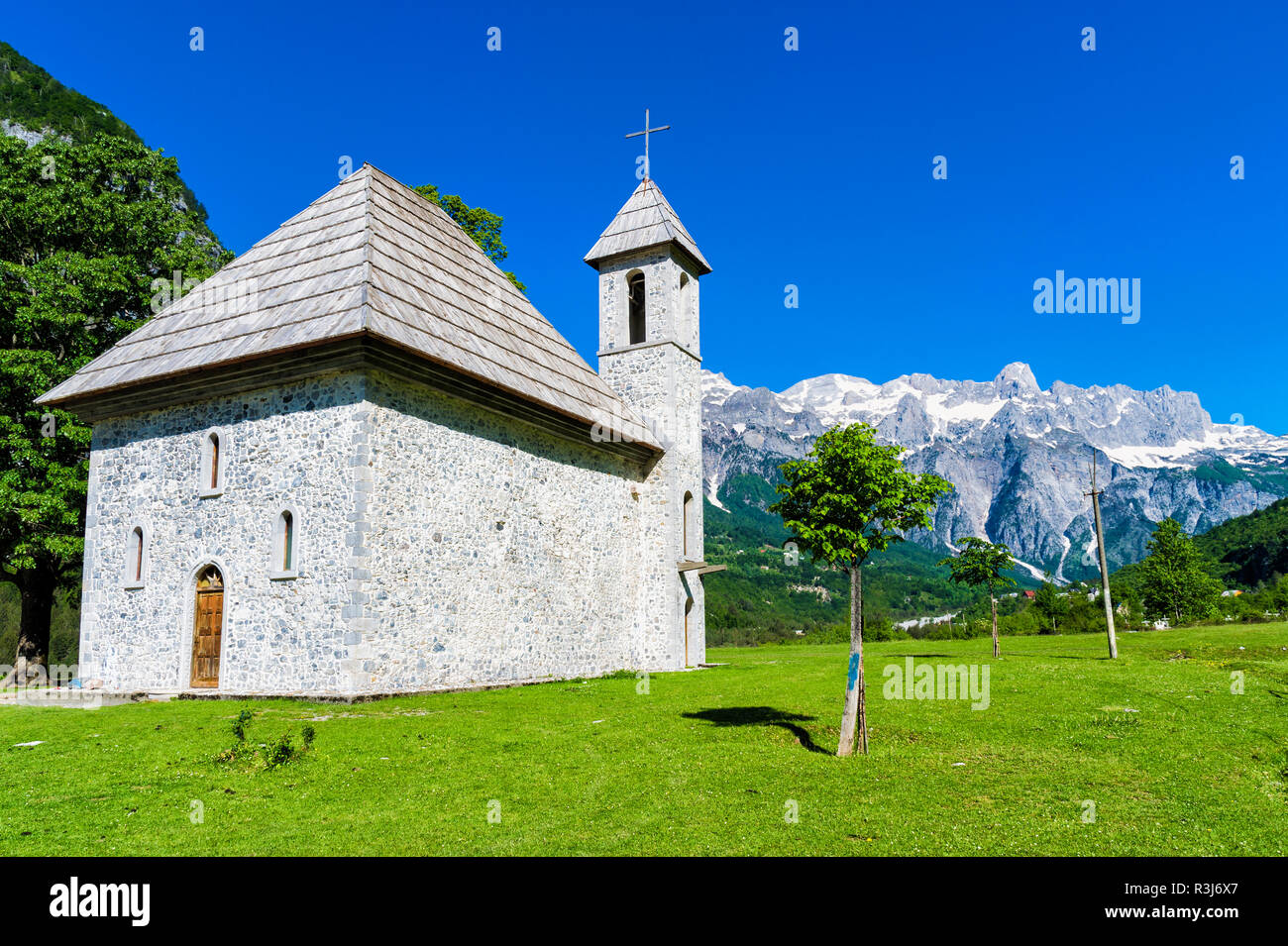 Valle del thethi immagini e fotografie stock ad alta risoluzione - Alamy