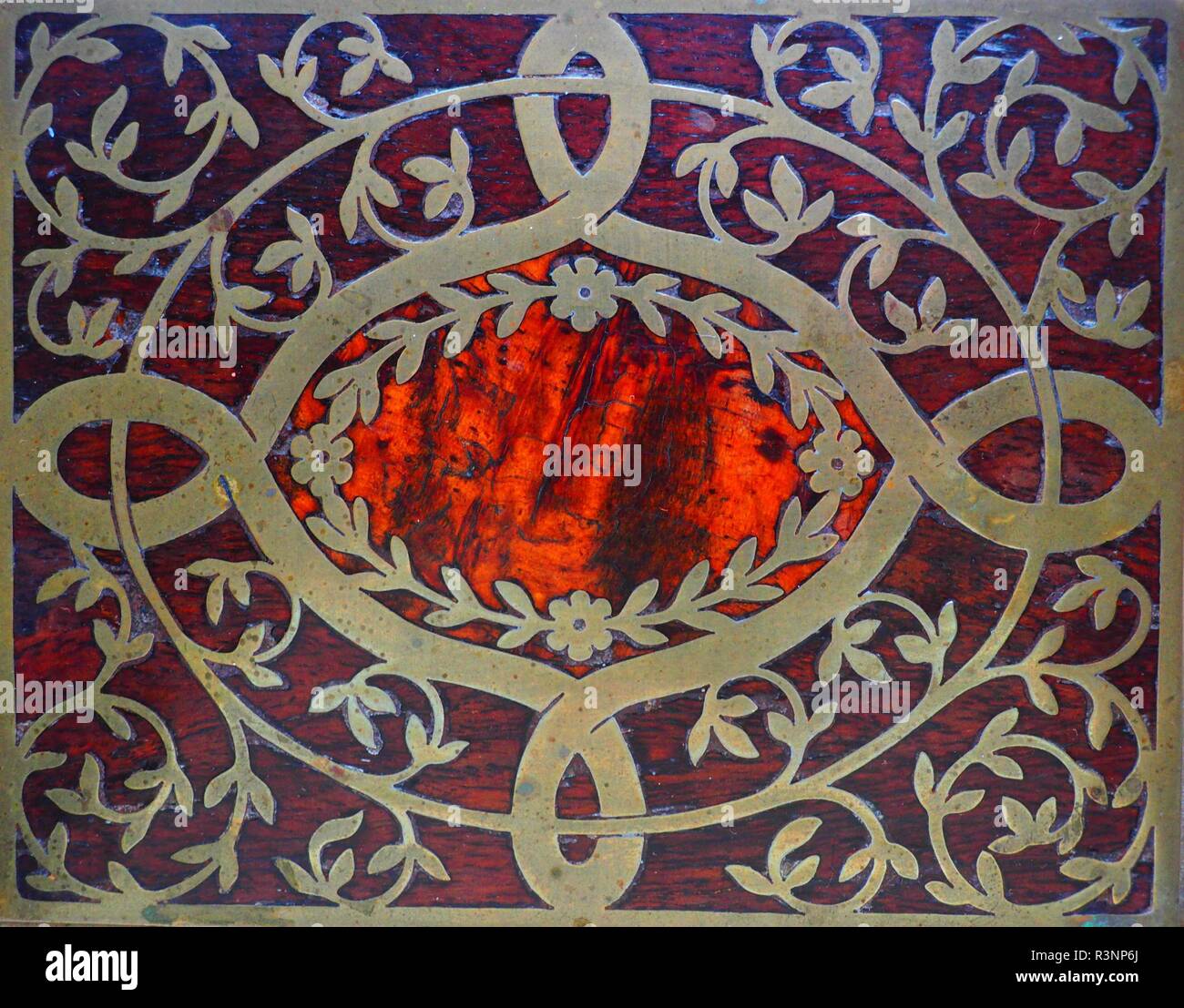 Intarsio di ottone immagini e fotografie stock ad alta risoluzione - Alamy
