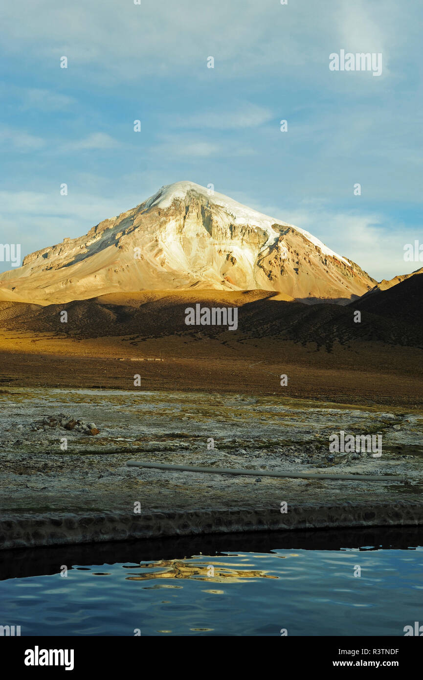 Sajama Parco Nazionale, Bolivia. Nevato vulcano Sajama nel Parque ...