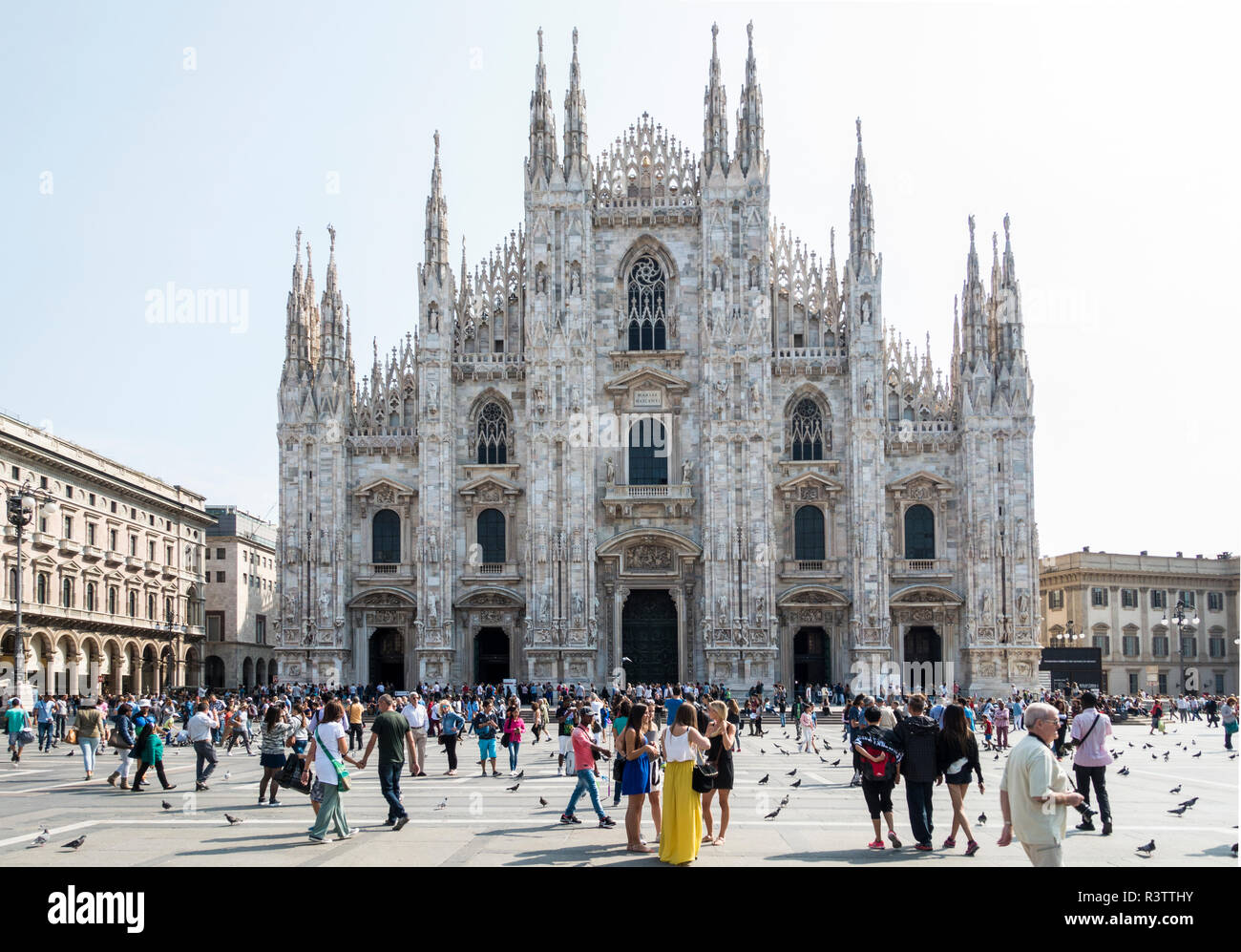 Cattedrale gotica duomo di milano immagini e fotografie stock ad alta ...