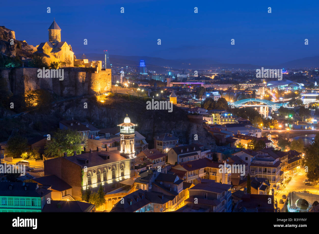 Metekhi church immagini e fotografie stock ad alta risoluzione - Alamy