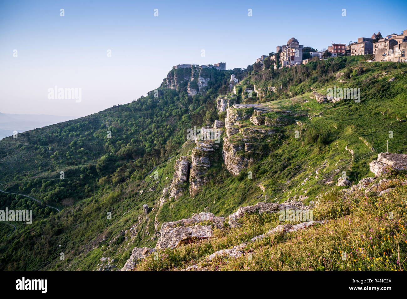 Erice vista aerea immagini e fotografie stock ad alta risoluzione - Alamy