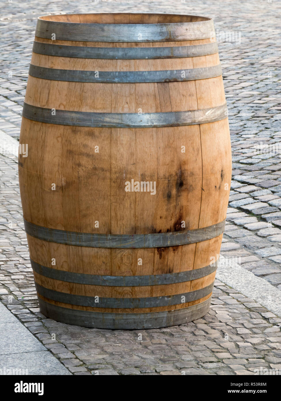 Barile sulla strada immagini e fotografie stock ad alta risoluzione - Alamy