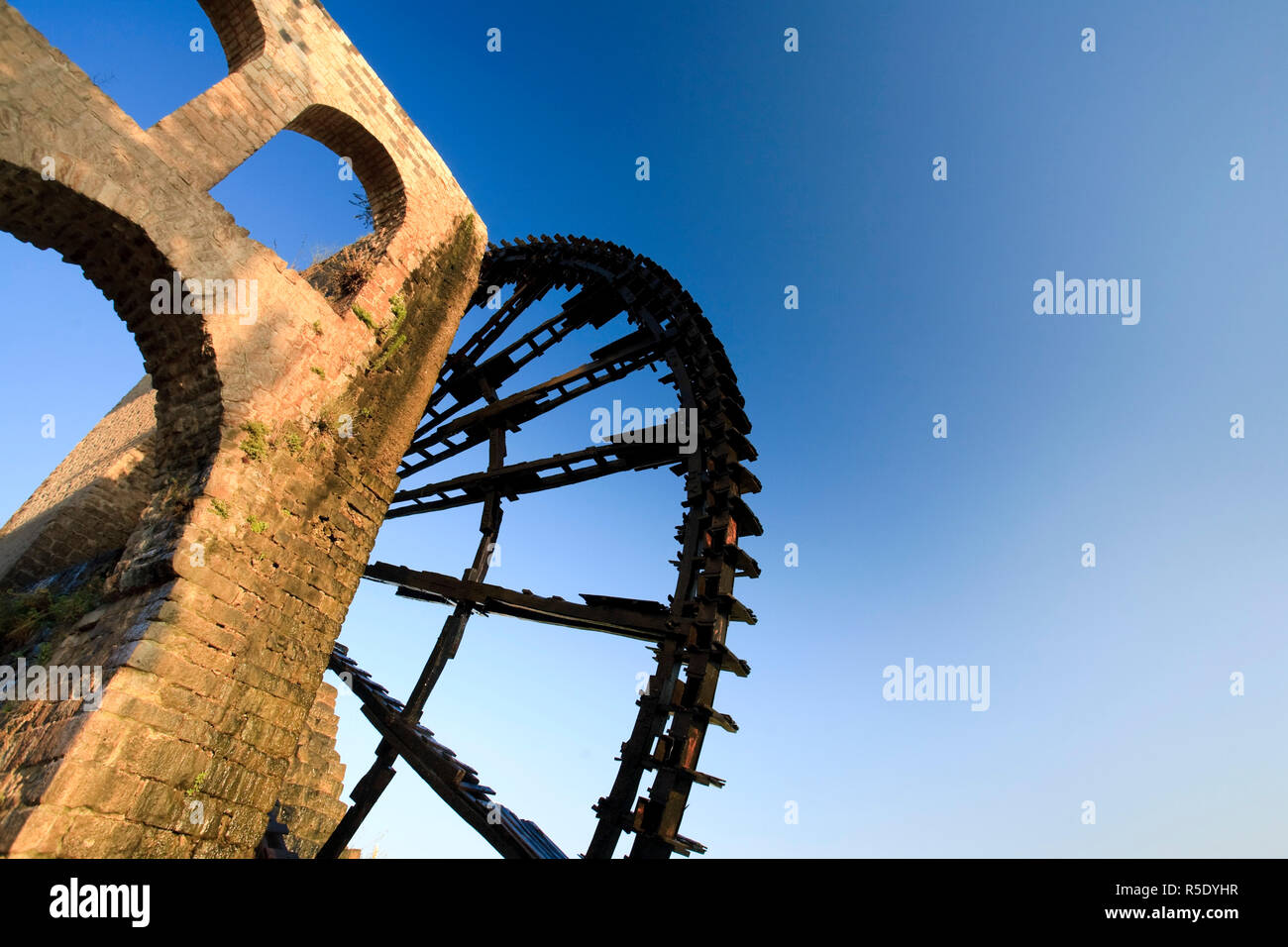 Noria acqua oronte immagini e fotografie stock ad alta risoluzione - Alamy