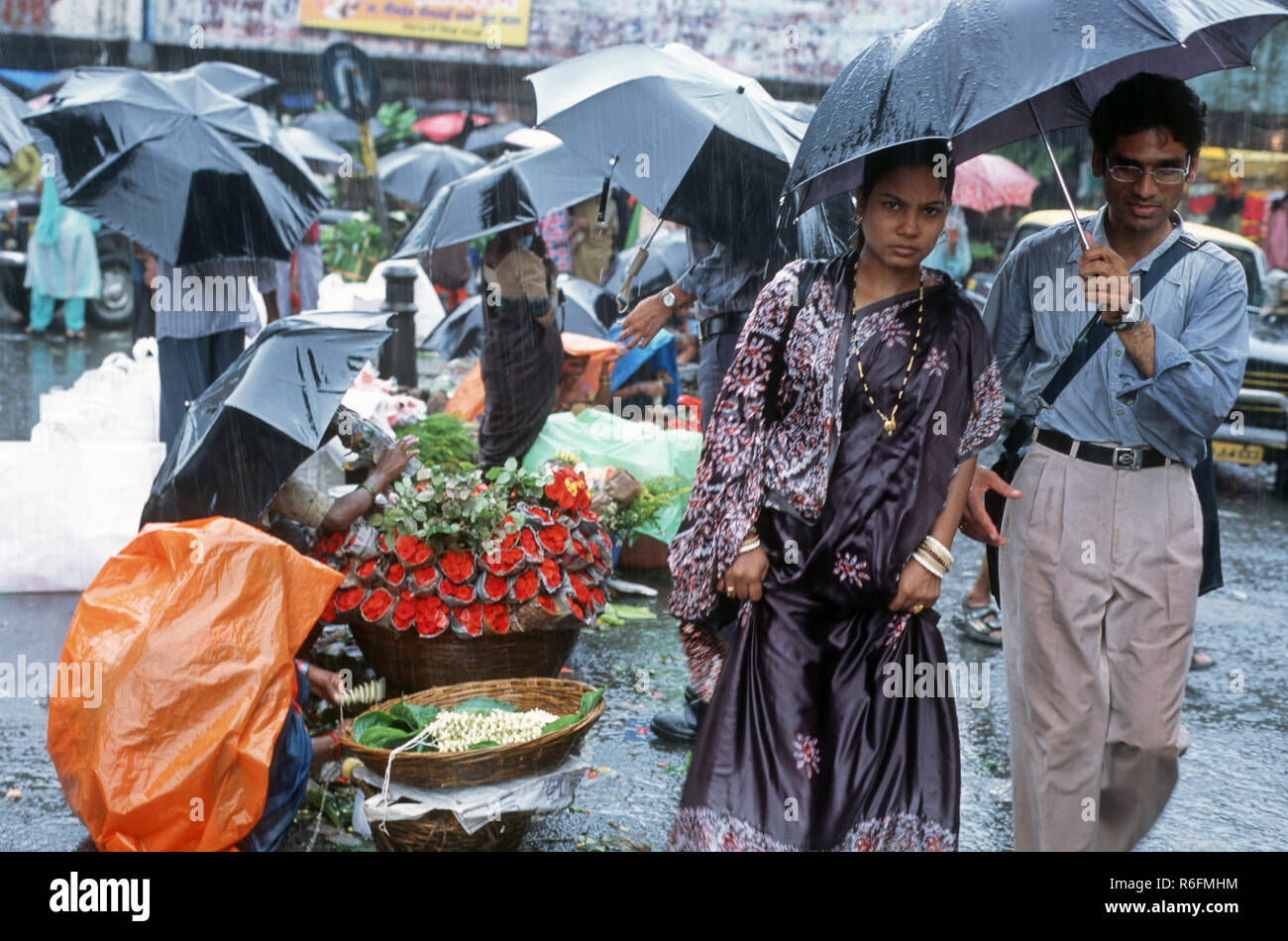 Stagione dei monsoni immagini e fotografie stock ad alta risoluzione ...