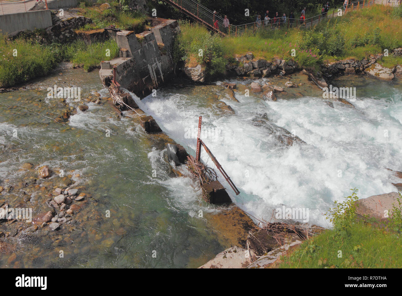 Fiume di montagna immagini e fotografie stock ad alta risoluzione - Alamy