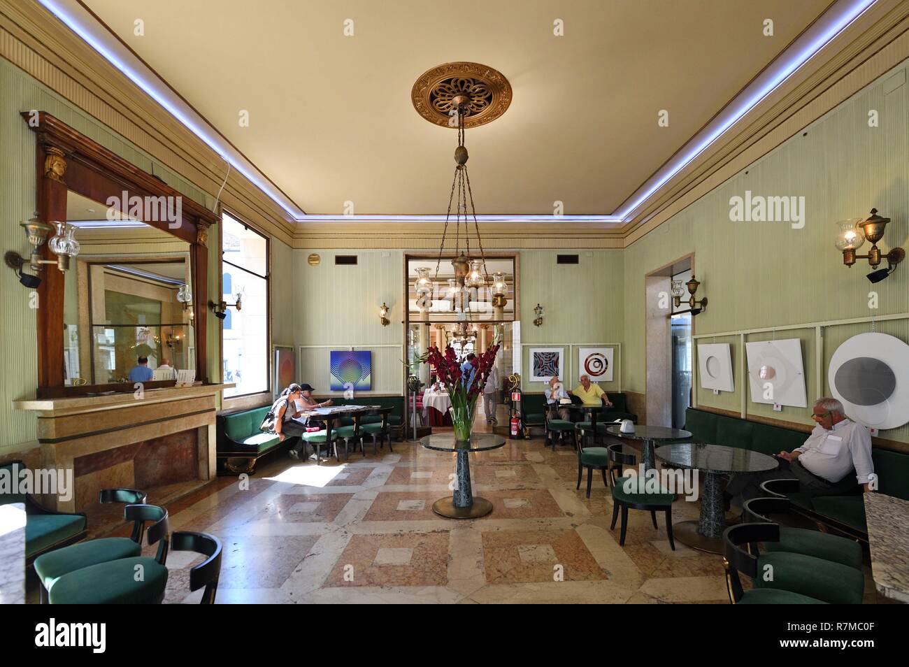 Caffe pedrocchi immagini e fotografie stock ad alta risoluzione - Alamy