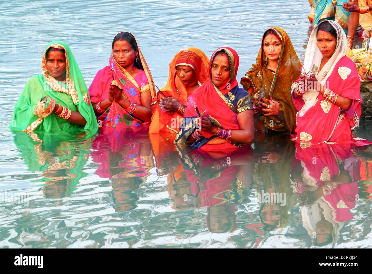 Belle donne indiane immagini e fotografie stock ad alta risoluzione - Alamy