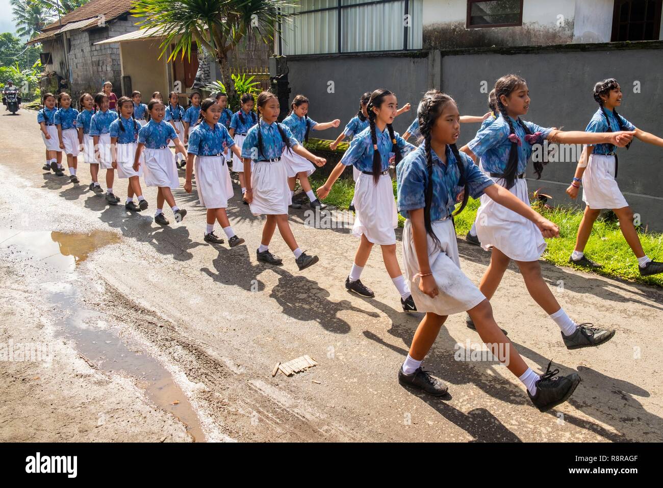 Uniforme scolastica asia immagini e fotografie stock ad alta ...