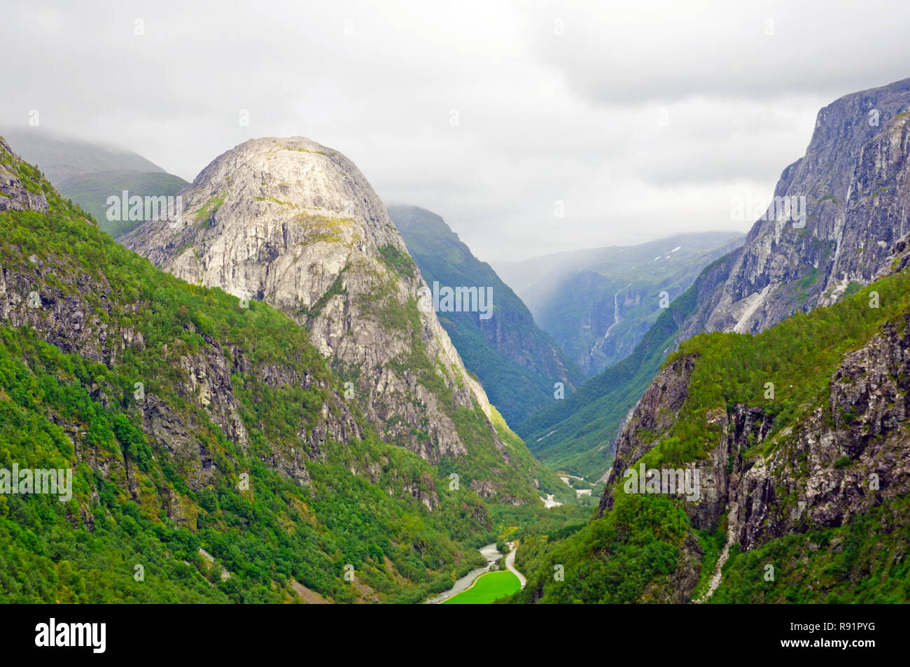 Valle naeroy immagini e fotografie stock ad alta risoluzione - Alamy
