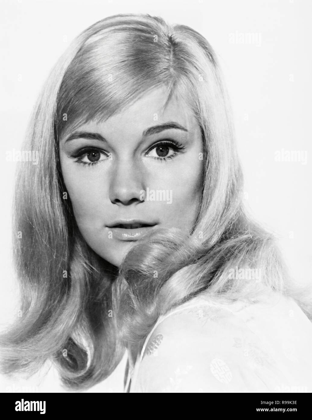 Yvette mimieux immagini e fotografie stock ad alta risoluzione - Alamy