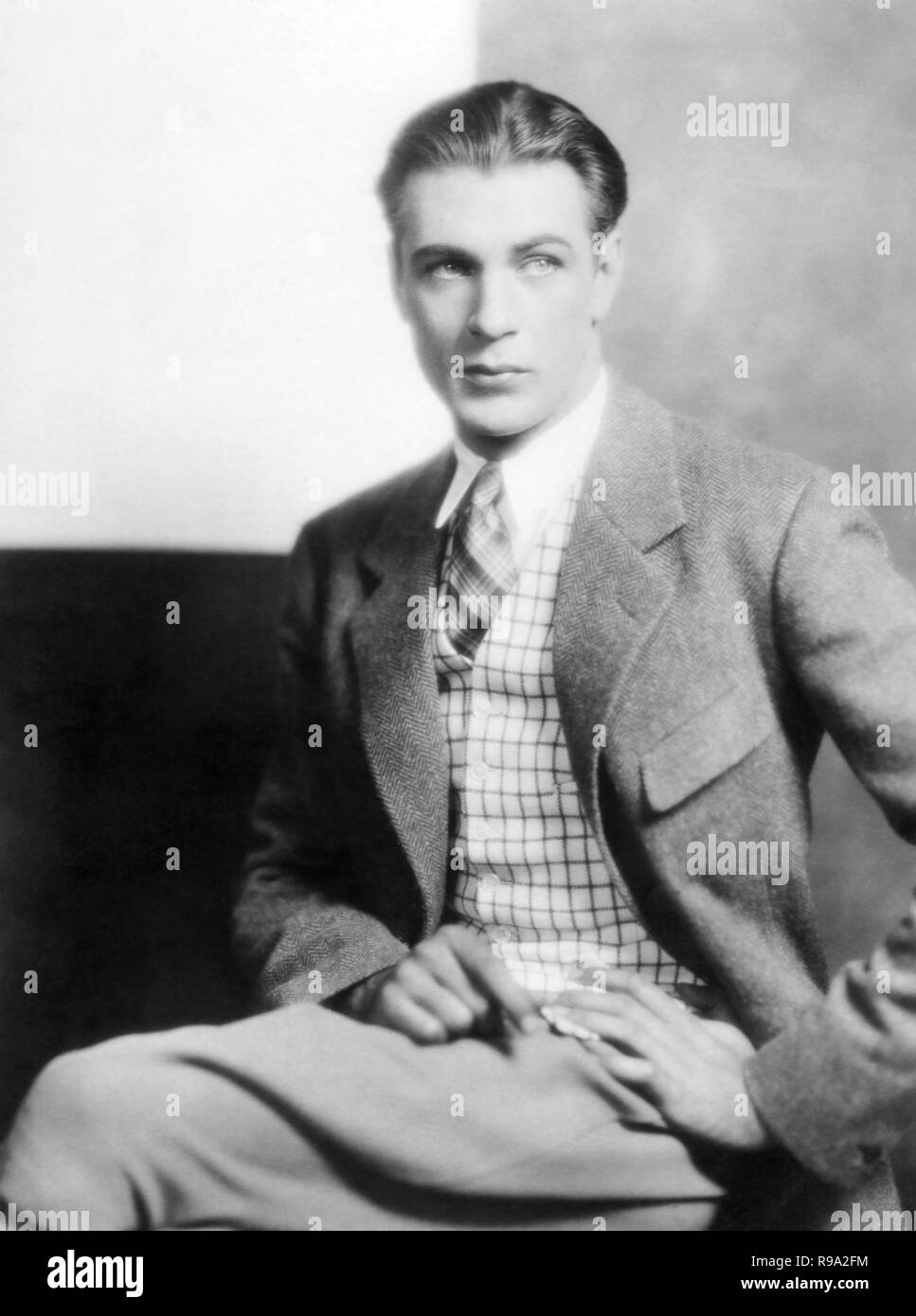 Gary cooper immagini e fotografie stock ad alta risoluzione - Alamy