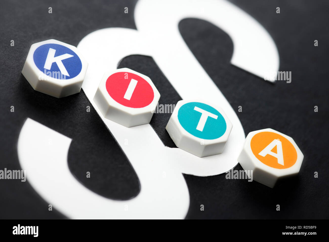 Kita corsa con la sezione segno, foto simbolico per il buon Kita ...