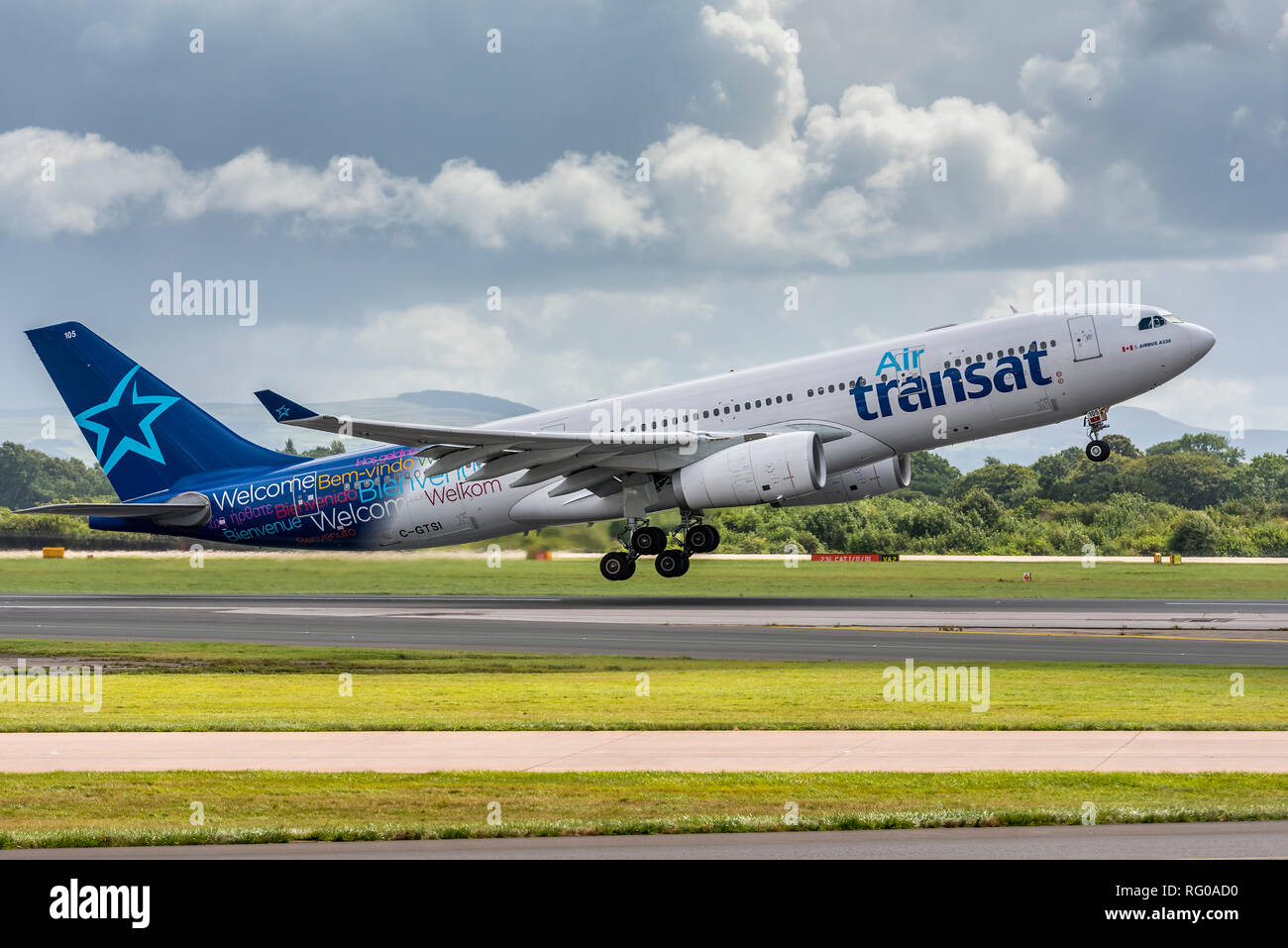 Air transat immagini e fotografie stock ad alta risoluzione - Alamy