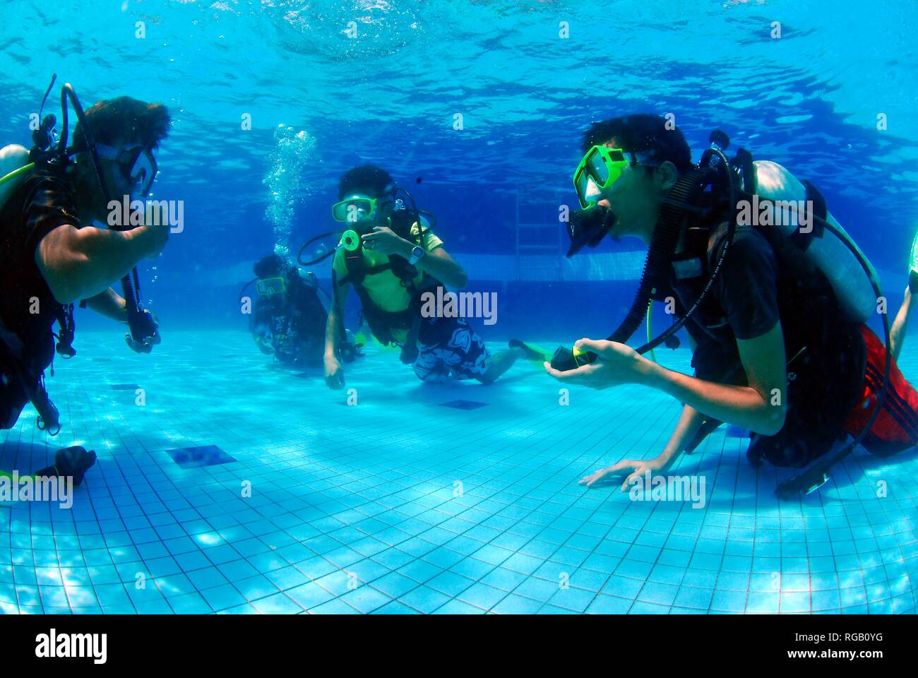 Lezione di immersioni immagini e fotografie stock ad alta risoluzione ...