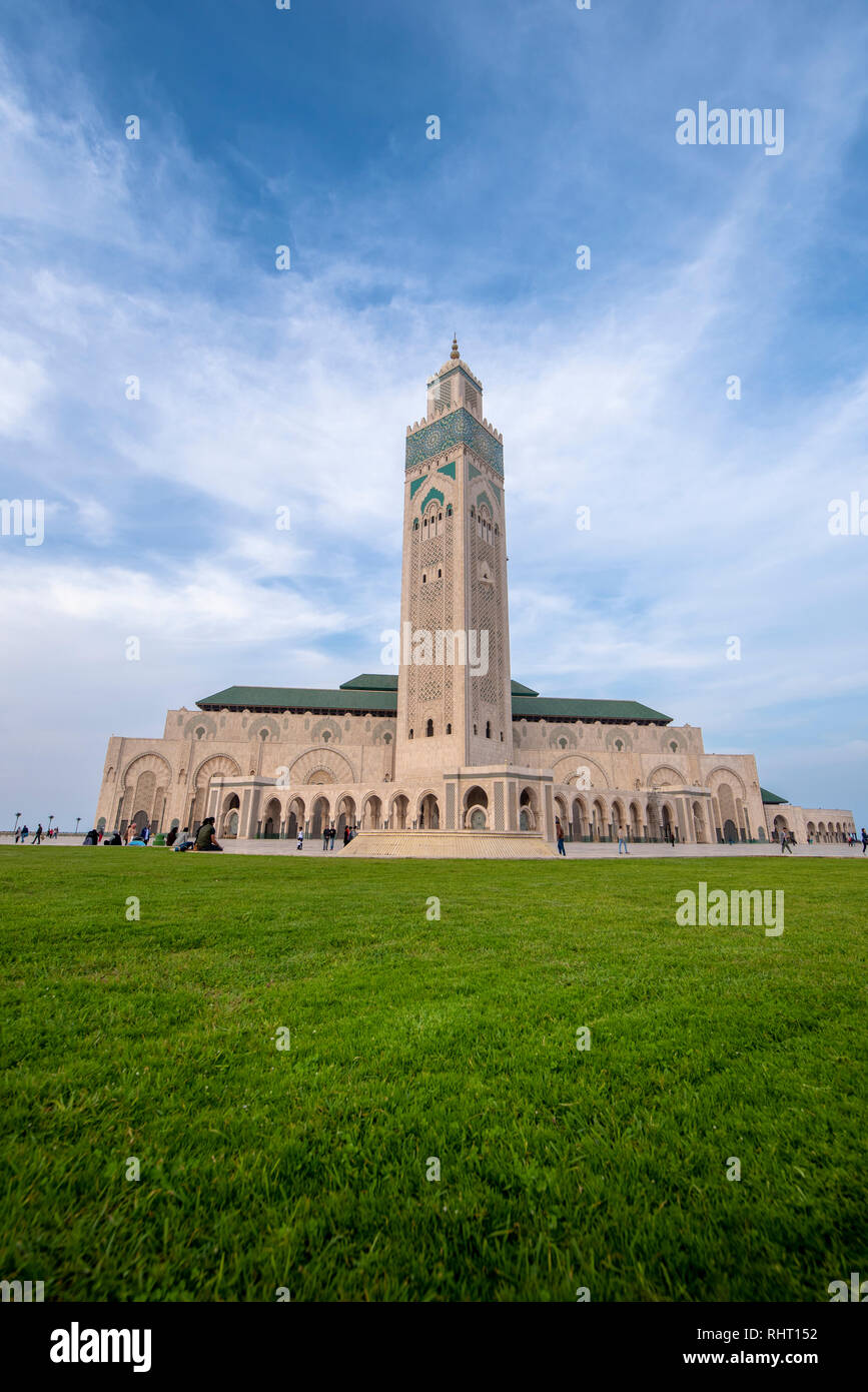 La Moschea di Hassan II alla notte. La più grande moschea in Marocco e ...
