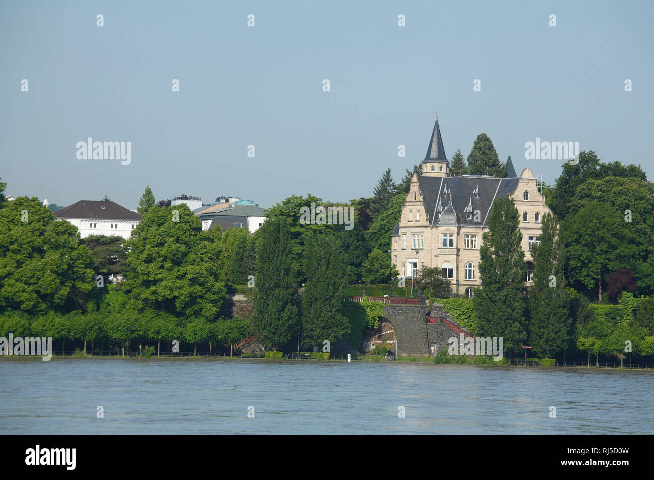 Hochwasser fluss rhein immagini e fotografie stock ad alta risoluzione ...
