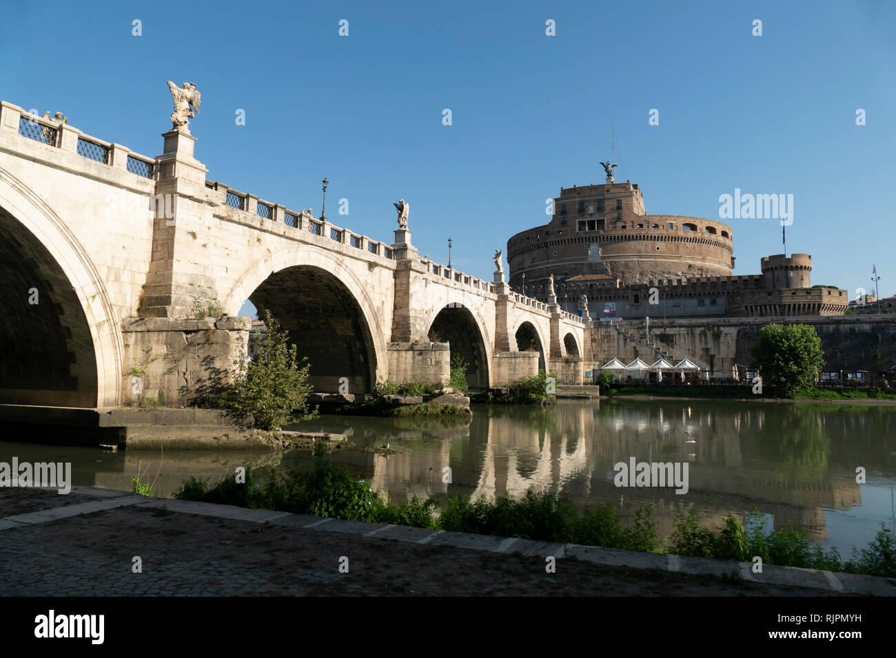 Mausoleo di Adriano, Castel Sant'Angelo, Castello di Santo Angelo, un ...