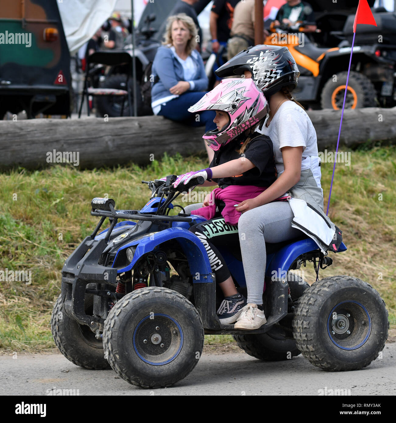 Small quad immagini e fotografie stock ad alta risoluzione - Alamy