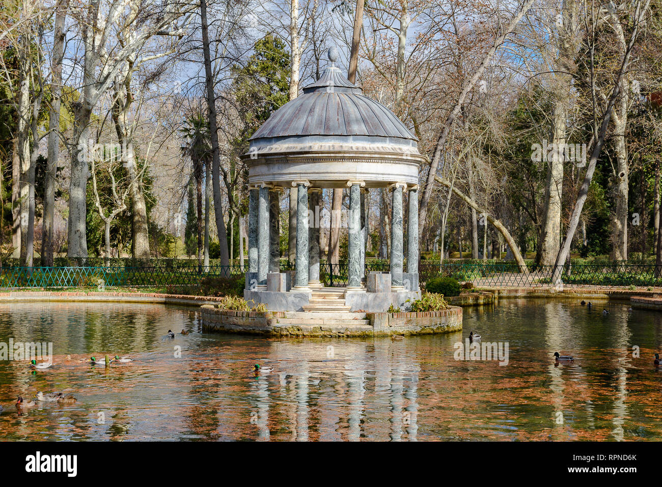 Palacio real de aranjuez giardini immagini e fotografie stock ad alta ...