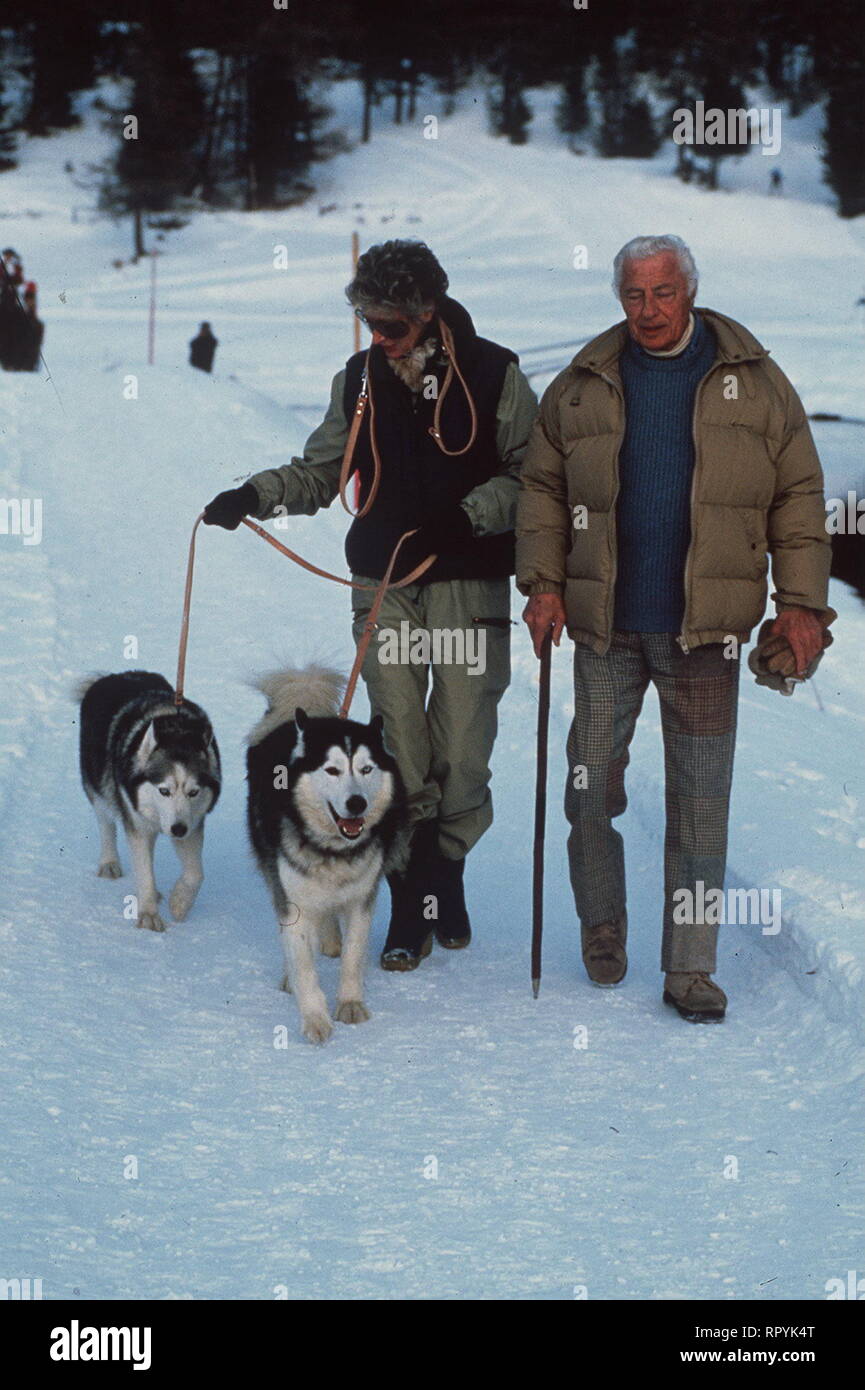 Giovanni Agnelli e moglie Marella Caracciolo in montagna a Saint Moritz ...