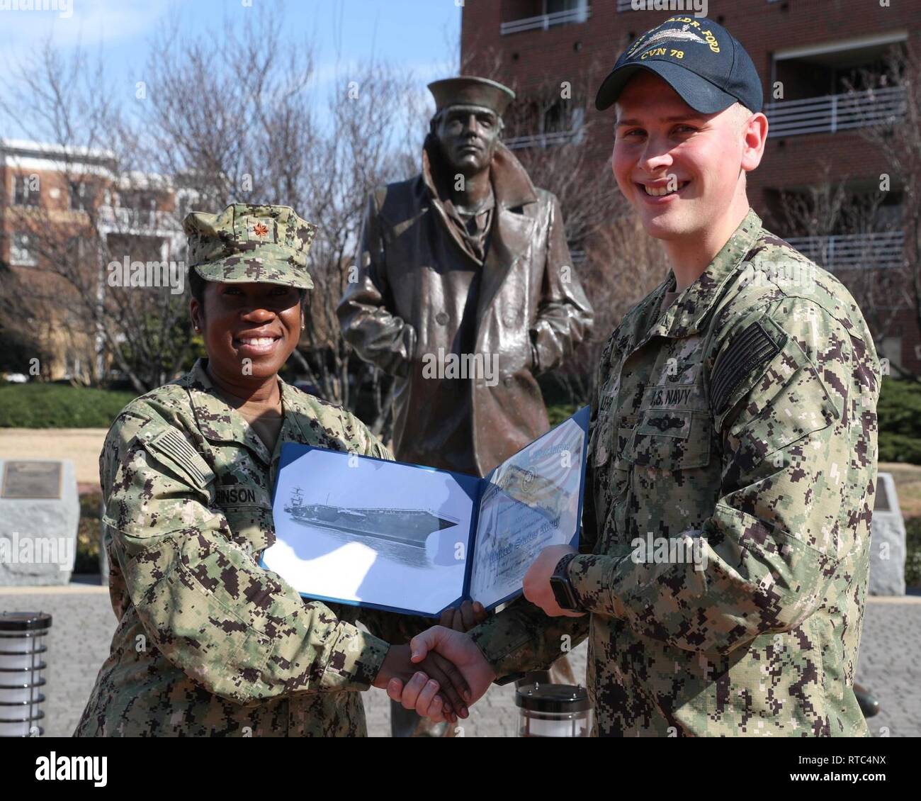 NORFOLK, Virginia (feb. 8, 2019) la manutenzione aeronautica ...