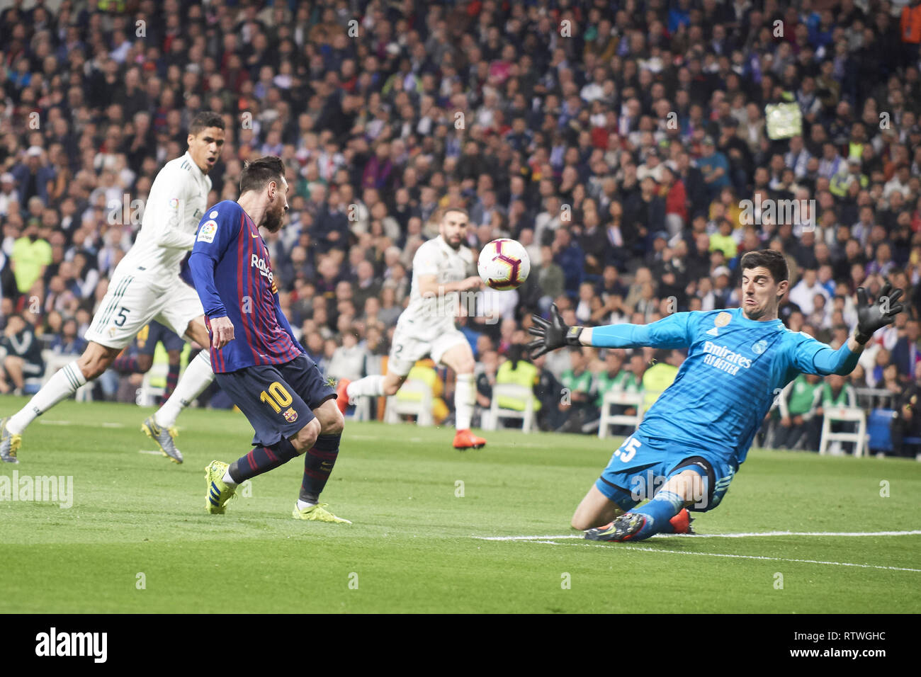 Thibaut courtois varane immagini e fotografie stock ad alta risoluzione ...