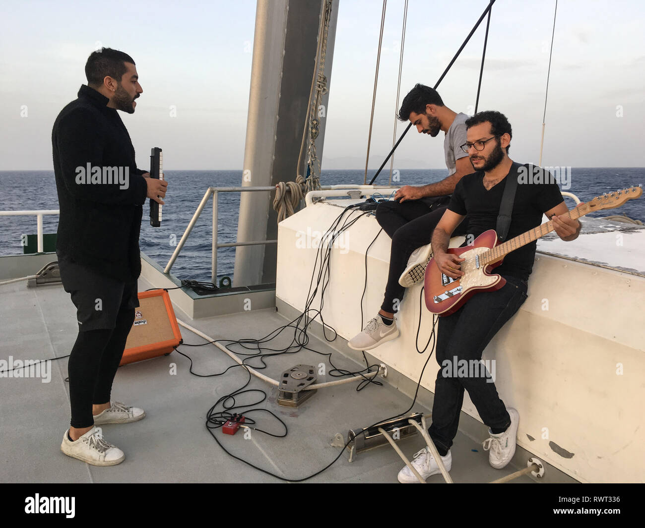 Rock band libanese immagini e fotografie stock ad alta risoluzione - Alamy