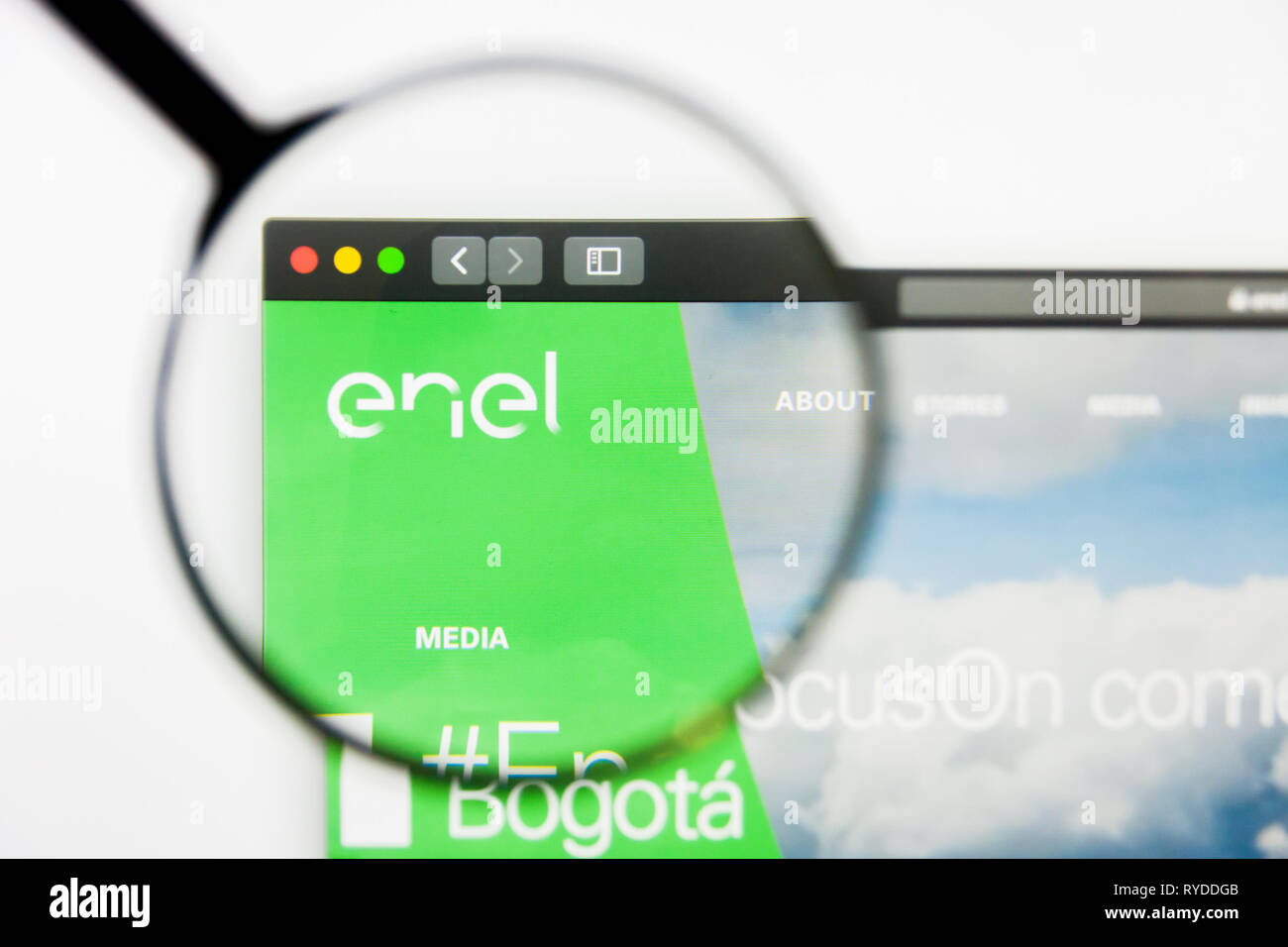Enel logo immagini e fotografie stock ad alta risoluzione - Alamy