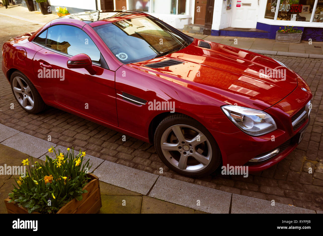 Mercedes benz slk immagini e fotografie stock ad alta risoluzione - Alamy